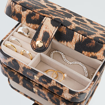 Fashionable Jewellery & Accessories - Lovisa